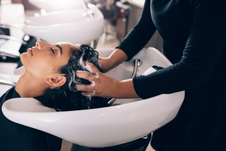 Lowongan Hair Stylish Wanita Salon Romania - Kota Bucharest | Spa di Bali